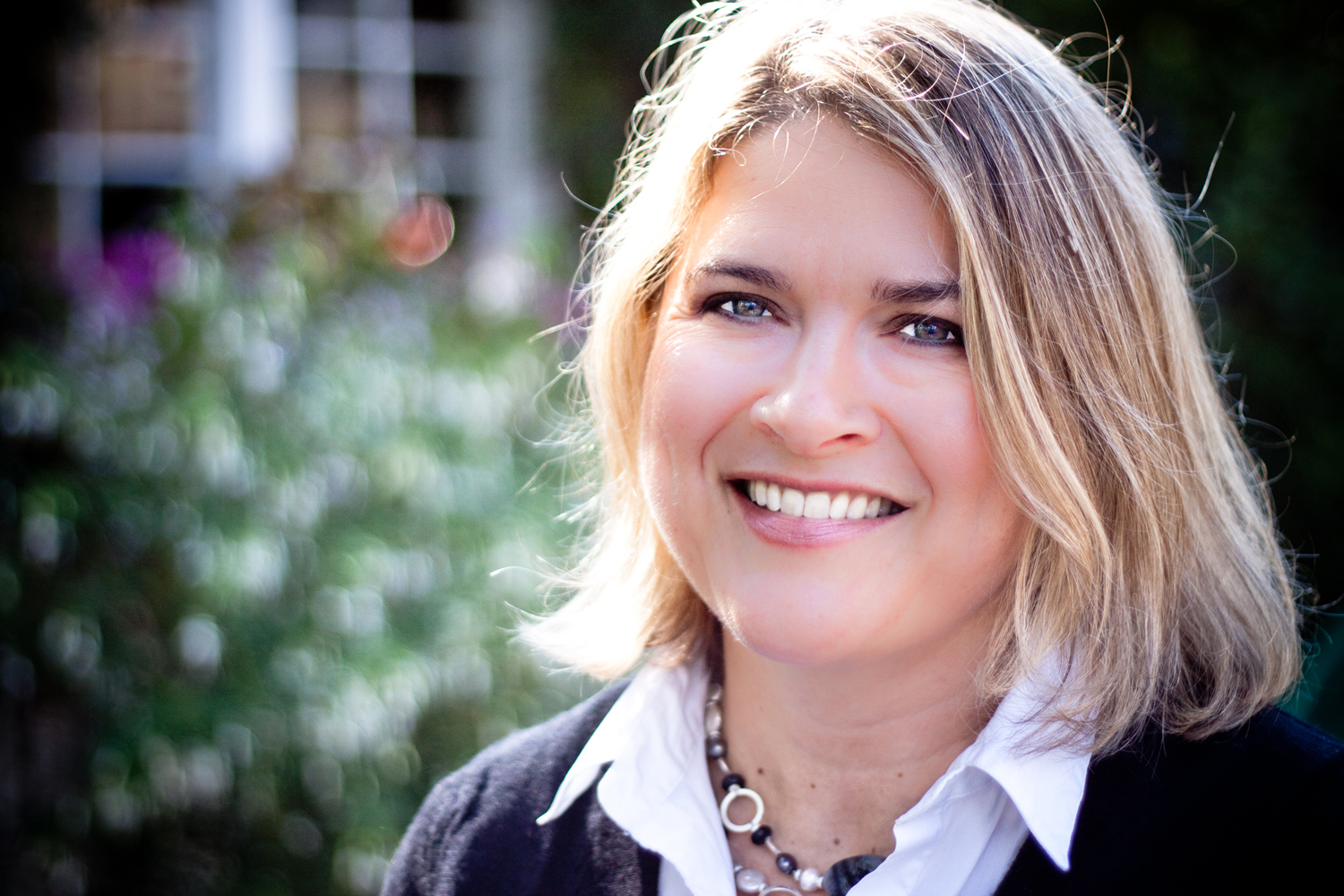 Real Estate Agent Julie Miller - Bainbridge Island, Kitsap County